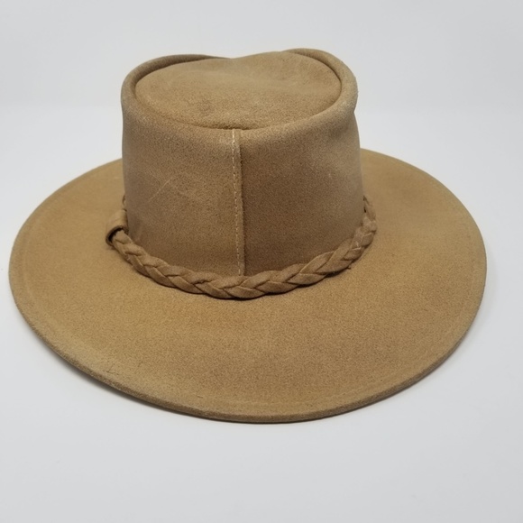 Minnetonka | Accessories | Minnetonka Outback Distressed Leather Hat ...